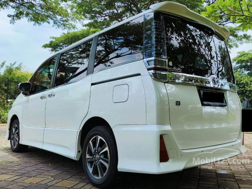 Jual Mobil Toyota Voxy 2021 2.0 di Banten Automatic Wagon Putih Rp 470. ...