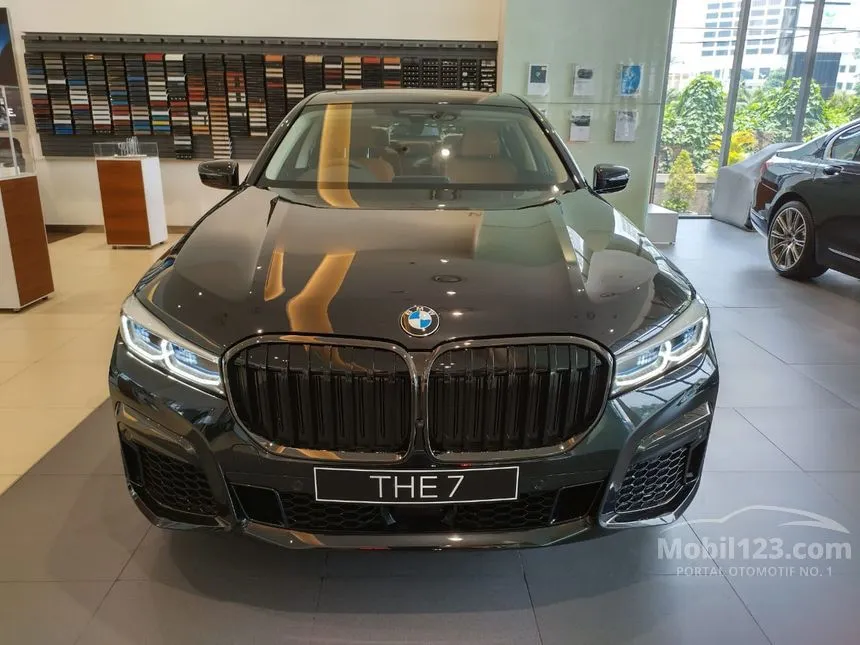 Jual Mobil BMW 730Li 2022 M Sport 2.0 di DKI Jakarta Automatic Sedan ...