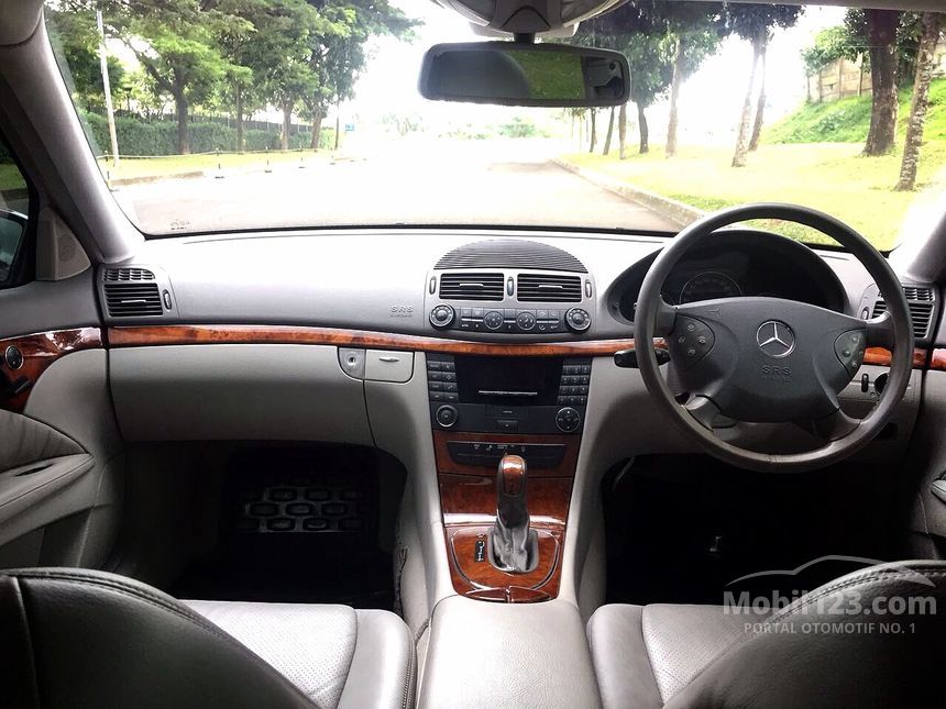 Jual Mobil Mercedes-Benz E260 2003 E260 2.6 di DKI Jakarta Automatic ...