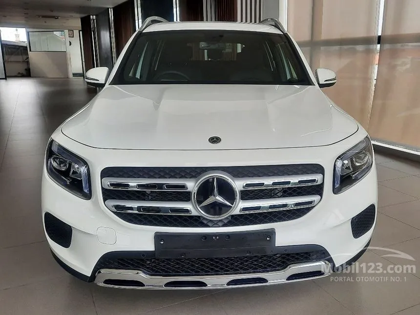 Jual Mobil Mercedes-Benz GLB200 2022 Progressive Line 1.3 di DKI ...