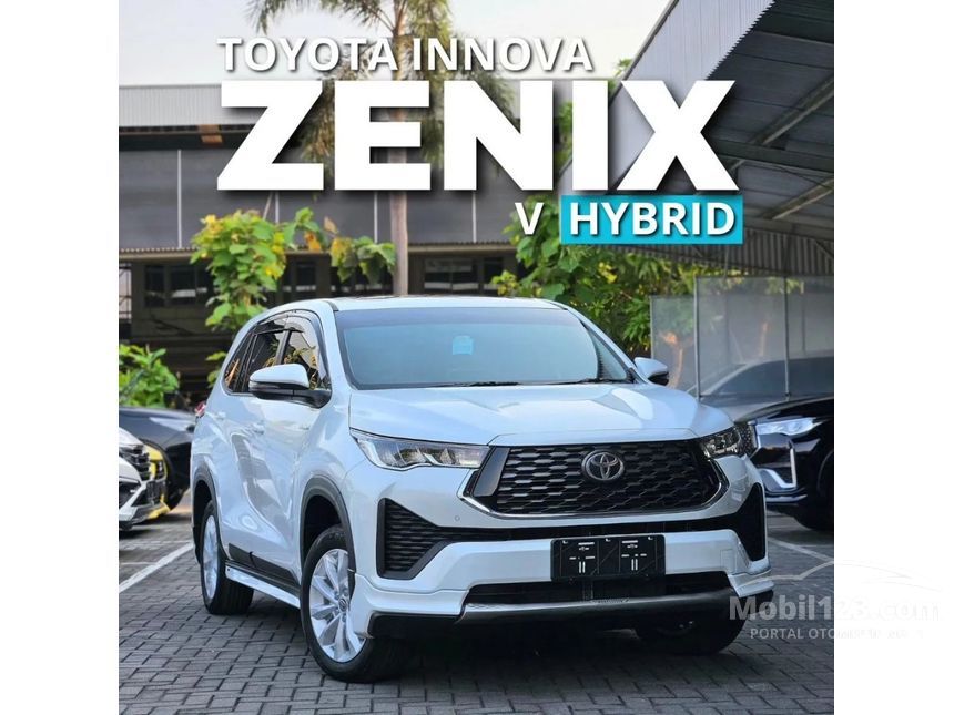 Jual Mobil Toyota Kijang Innova Zenix 2025 V HV (Premium Color) 2.0 di ...
