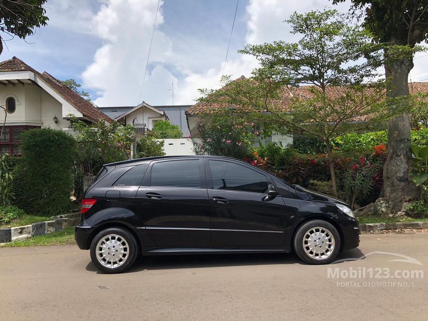 Jual Mobil Mercedes-Benz B170 2009 B170 1.7 di Jawa Barat Automatic ...