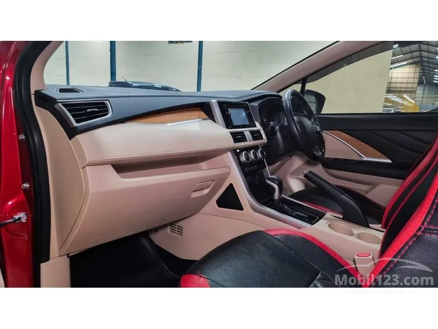 Jual Mobil Mitsubishi Xpander 2019 ULTIMATE 1.5 di Jawa Barat Automatic ...