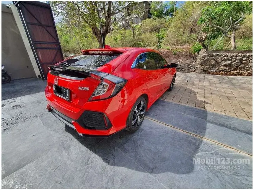 Jual Mobil Honda Civic 2018 E 1.5 di Bali Automatic Hatchback Merah Rp ...