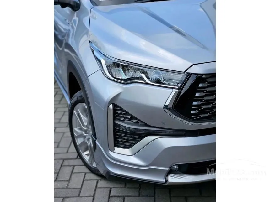 Jual Mobil Toyota Kijang Innova Zenix 2023 Q HV TSS Modellista 2.0 di ...