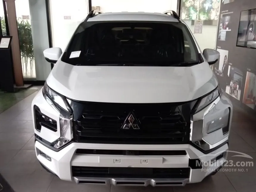 Jual Mobil Mitsubishi Xpander 2023 CROSS Premium Package 1.5 di DKI ...