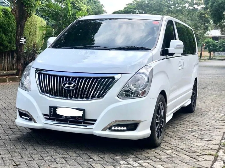 Jual Mobil Hyundai H-1 2018 Royale 2.5 di DKI Jakarta Automatic MPV ...