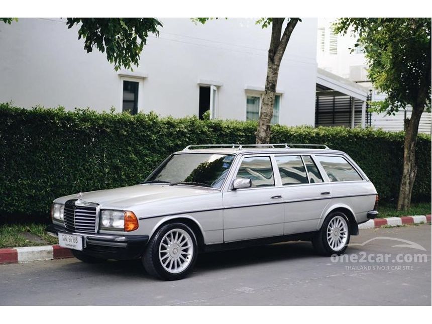 Mercedes-Benz 280TE 1992 W123 (ปี 76-85) Classic 2.7 เกียร์อัตโนมัติ สี ...