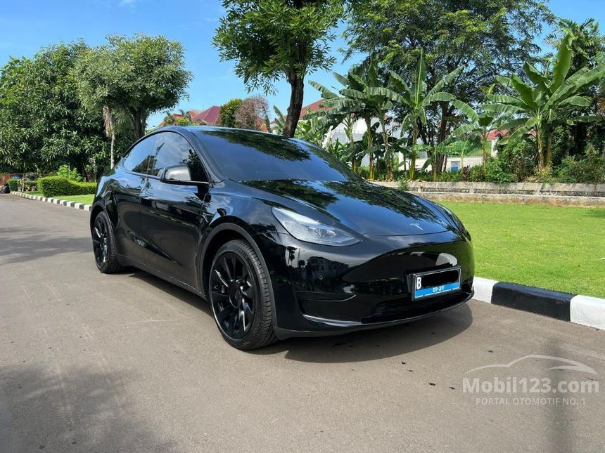 Jual Mobil Tesla Model Y 2022 Standard di DKI Jakarta Automatic SUV ...