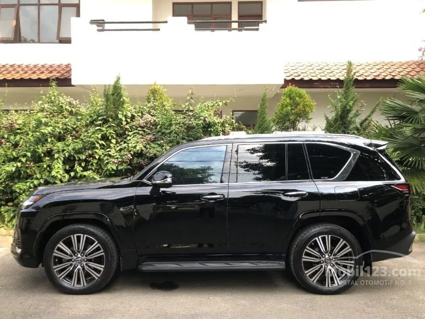 Jual Mobil Lexus LX600 2023 3.4 di DKI Jakarta Automatic Wagon Hitam Rp 3.950.000.000 - 13198065 ...