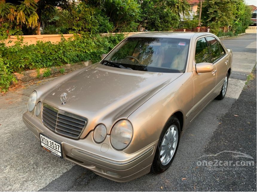 Mercedes-Benz E240 2000 Elegance 2.4 in กรุงเทพและปริมณฑล Automatic Sedan สีน้ำตาล for 259,000 ...
