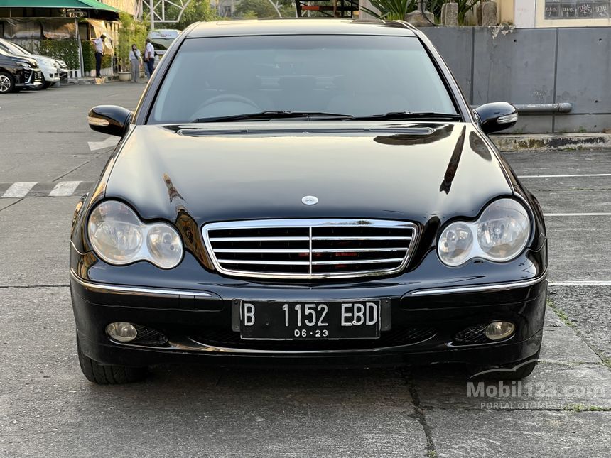 Jual Mobil Mercedes-Benz C240 2004 Elegance 2.6 di DKI Jakarta ...