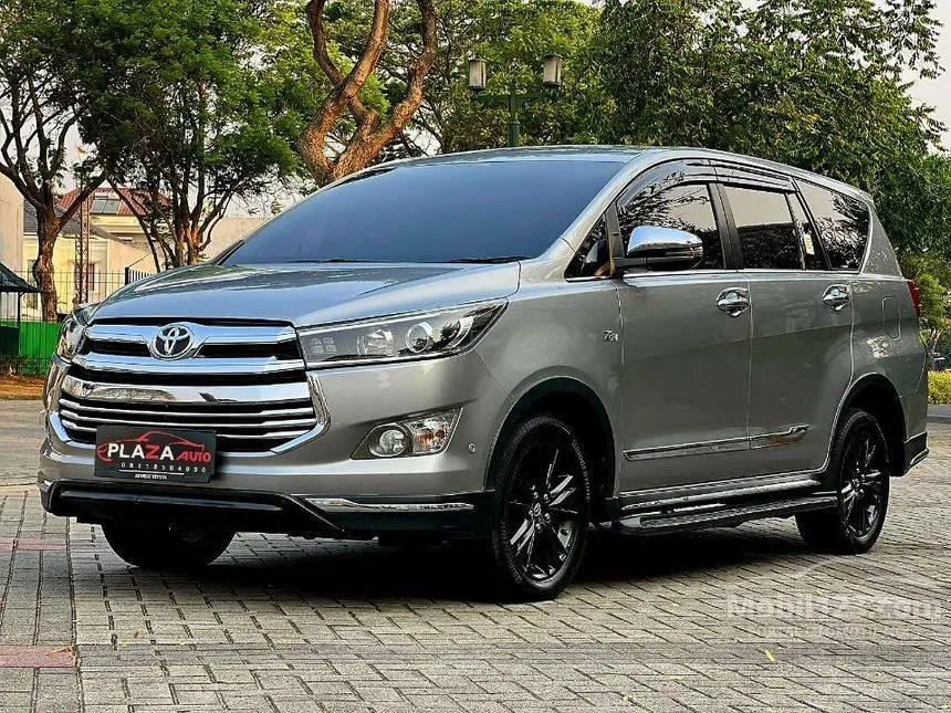 Jual Mobil Toyota Innova Venturer 2020 2.0 di Banten Automatic Wagon ...