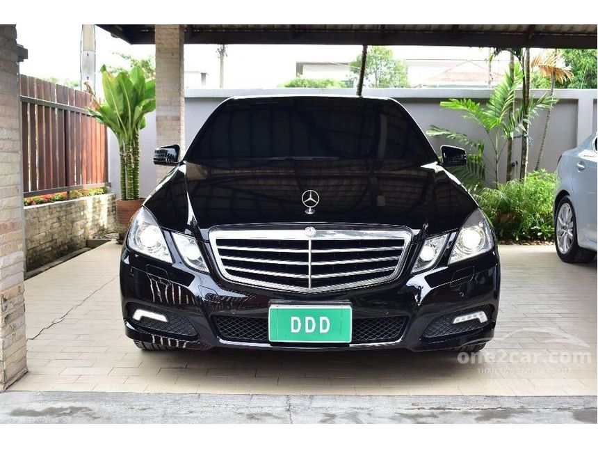 2010 Mercedes-Benz E300 3.0 W212 (ปี 10-16) Avantgarde Sports Sedan for sale on One2car