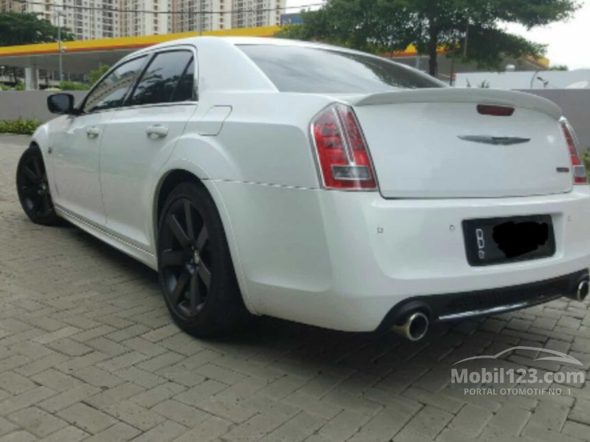 Jual Mobil Chrysler 300C 2013 SRT8 6.4 di DKI Jakarta Automatic Sedan ...