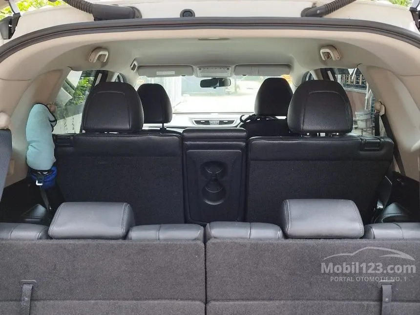 Jual Mobil Nissan X-Trail 2014 Urban Selection 2.5 di Sulawesi Selatan Automatic SUV Putih Rp ...