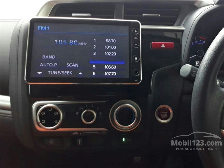 Jual Mobil Honda Jazz 2016 RS 1.5 di DKI Jakarta Automatic Hatchback ...