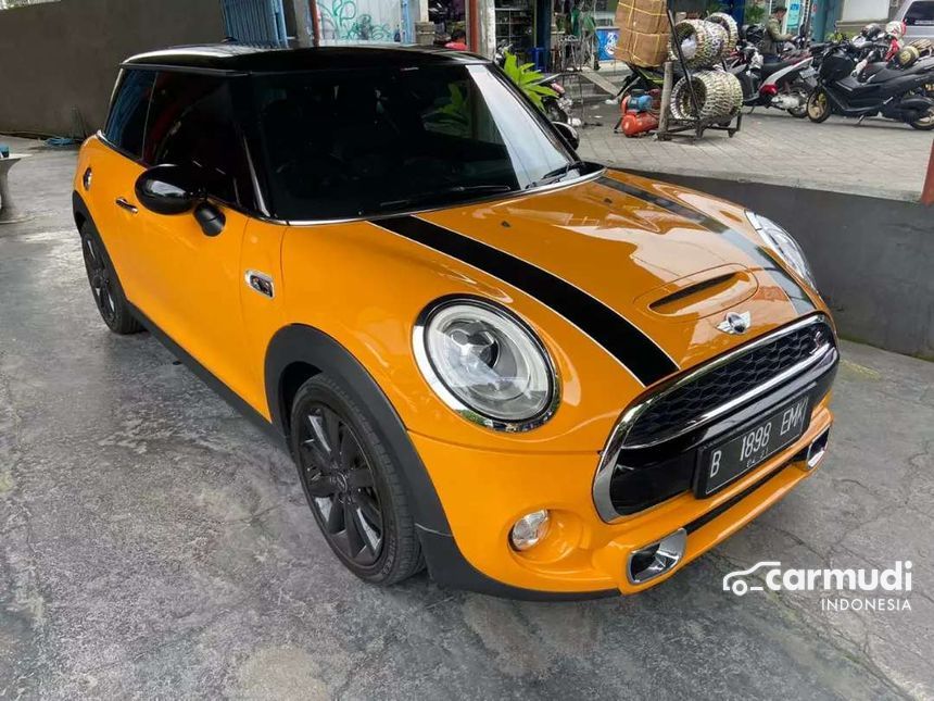 Jual Mobil MINI Cooper 2014 JCW 1.6 di Bali Automatic Hatchback Kuning ...