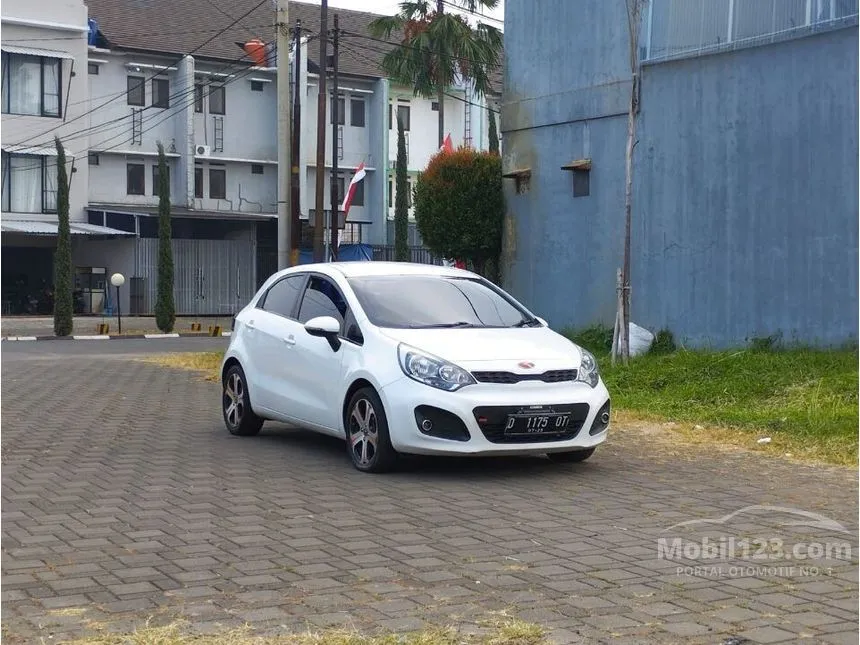 Jual Mobil KIA Rio 2013 1.4 di Jawa Barat Manual Hatchback Putih Rp 109 ...