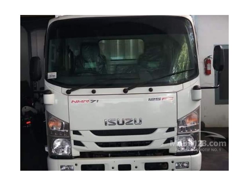 Jual Mobil Isuzu Elf 2019 2.8 di Banten Manual Trucks Putih Rp 330.600. ...
