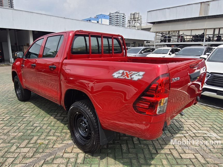 Jual Mobil Toyota Hilux 2021 E 2.4 di DKI Jakarta Manual Pick-up Merah ...