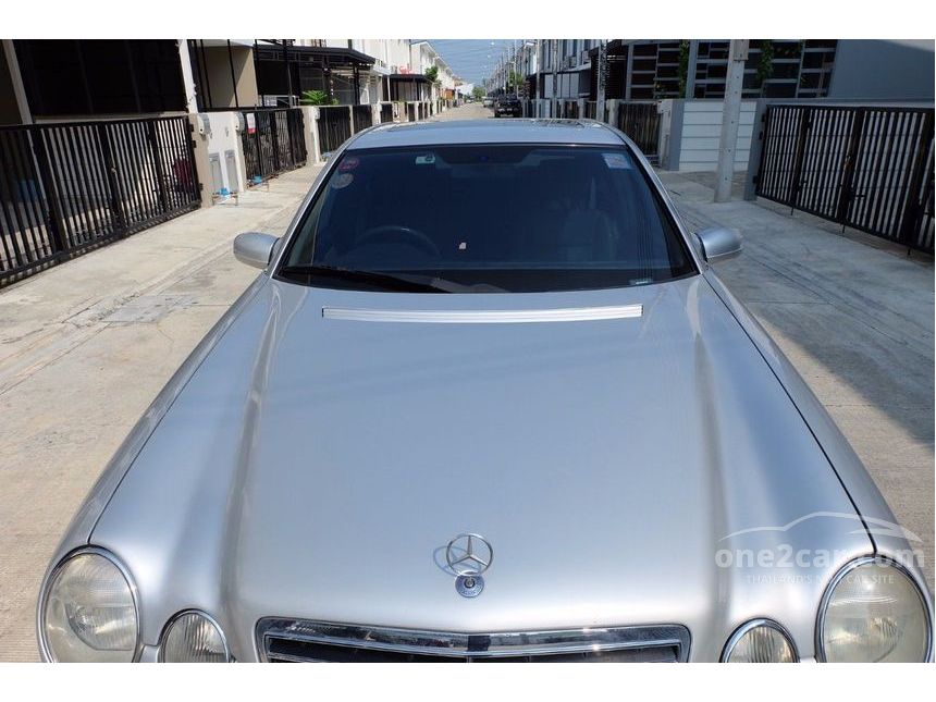 Mercedes-Benz E240 1999 W210 (ปี 95-03) 2.4 เกียร์อัตโนมัติ สีเงิน | One2car.com ศูนย์รวมรถใหม่ ...