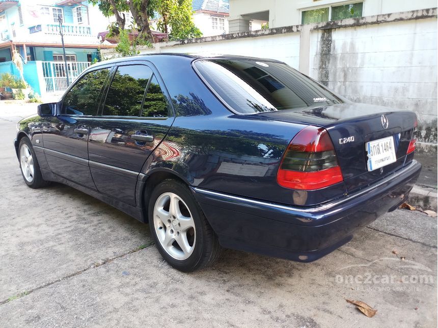 Mercedes-Benz C240 2000 2.4 in กรุงเทพและปริมณฑล Automatic Sedan สีน้ำ ...
