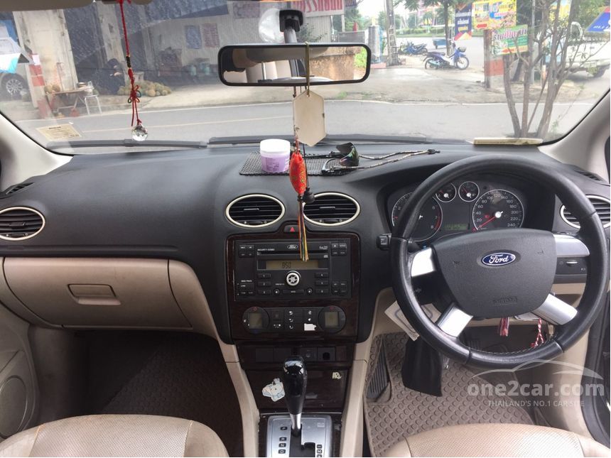 Ford Focus 2006 Ghia 1.8 in ภาคใต้ Automatic Sedan สีดำ for 115,000 ...