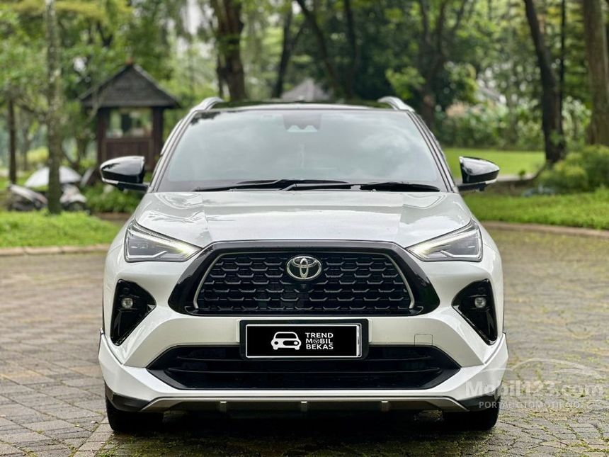 Jual Mobil Toyota Yaris Cross 2023 S HV with GR Parts Aero Pkg 1.5 di ...