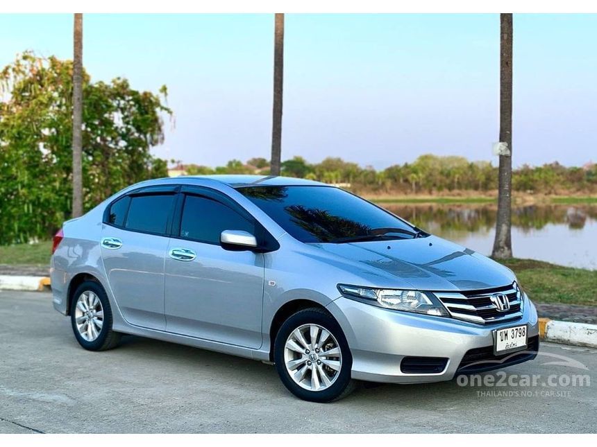 2013 Honda City 1.5 (ปี 08-14) V i-VTEC Sedan มือสอง One2car