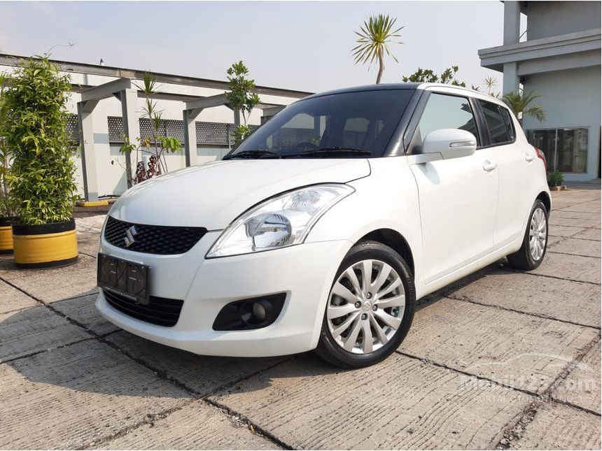 Jual Mobil Suzuki Swift 2015 GX 1.4 di DKI Jakarta Automatic Hatchback ...