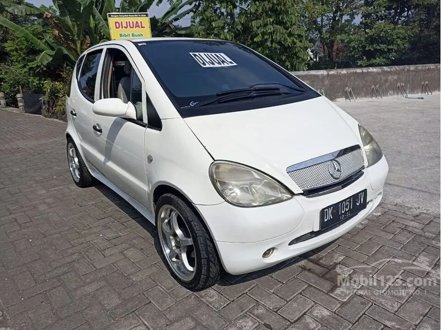 Jual Mobil Mercedes-Benz A140 2001 Classic 1.4 di Jawa Timur Manual ...