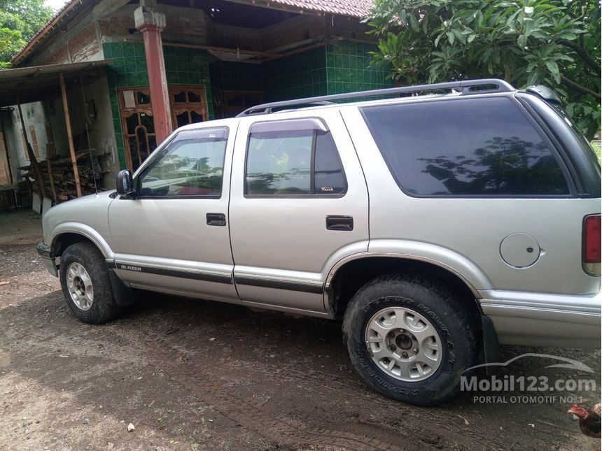 Jual Mobil Opel Blazer 1996 2.2 di Jawa Timur Manual SUV Silver Rp 40. ...