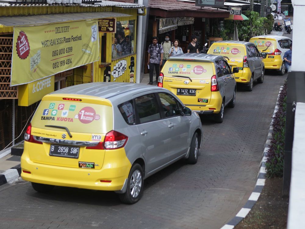 Mobil Semakin Efektif dan Populer jadi Media Iklan - Berita Otomotif ...