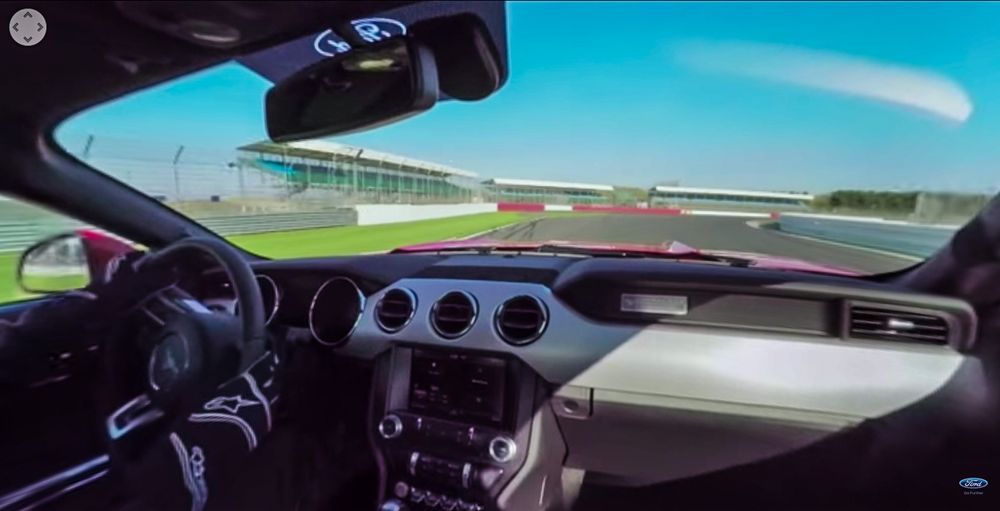 VIDEO: Incredible 360-Degree Interactive Free-View Of A Ford Mustang V8 ...