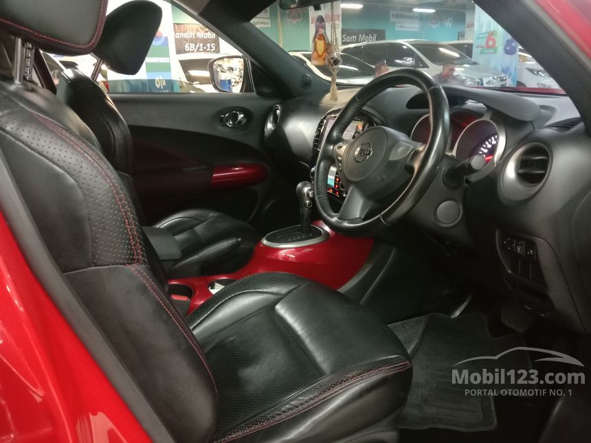Jual Mobil Nissan Juke 2016 RX Red Interior 1.5 di Jawa Timur Automatic ...
