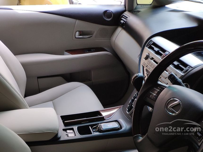 Lexus RX270 2011 Luxury 2.7 in กรุงเทพและปริมณฑล Automatic SUV สีเงิน ...