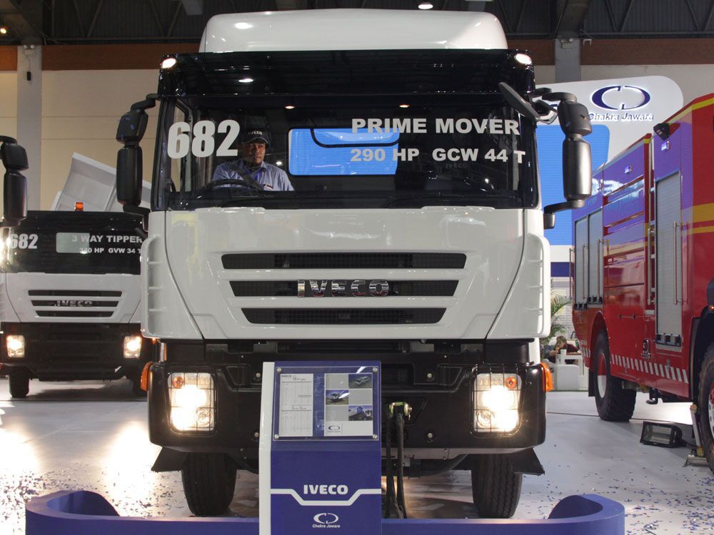 Iveco 682 4x2 Resmi Meluncur di Indonesia - Berita Otomotif | Mobil123