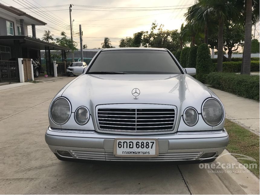 Mercedes-Benz E280 2000 W210 (ปี 95-03) Elegance 2.8 เกียร์อัตโนมัติ สีเงิน | One2car.com ศูนย์ ...