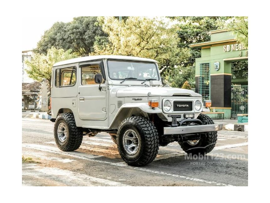 Jual Mobil Toyota Hardtop 1981 4.2 di Jawa Barat Manual Jeep Abu-abu Rp ...