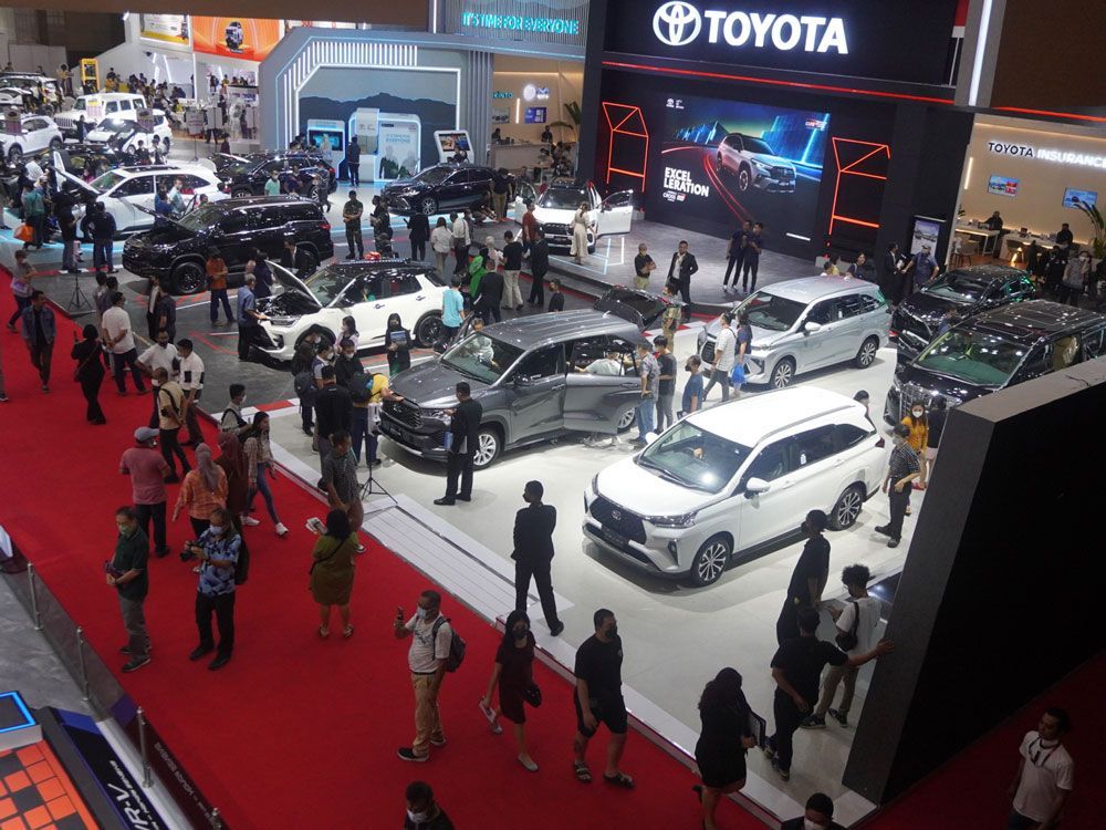 10 Merek Mobil Terlaris di Indonesia: Jepang Perkasa, Korea dan China Mengintai - Berita ...