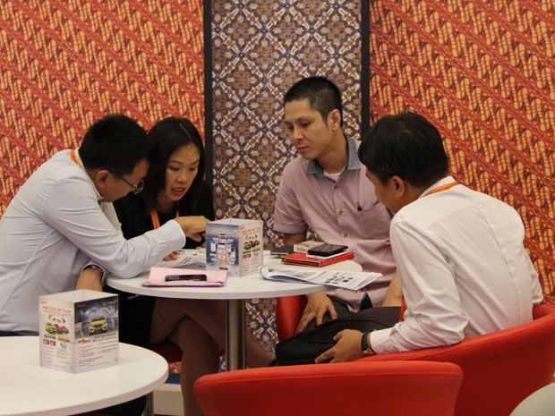 Mengenal Strategi Sales Mobil dan Mengatasinya - Panduan Pembeli | Mobil123