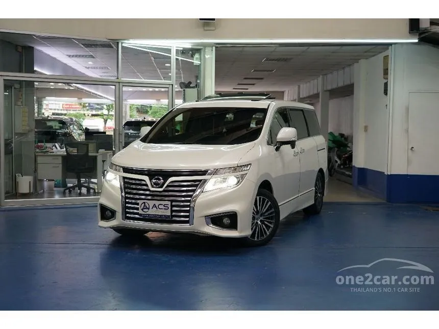 2015 Nissan Elgrand 2.5 (ปี 10-15) High-Way Star Wagon มือสอง One2car