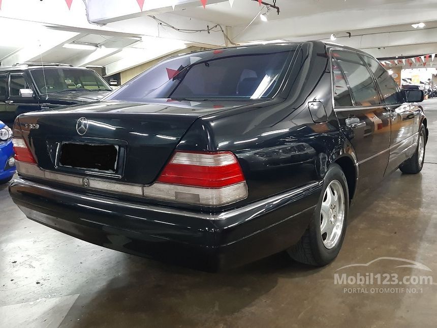 Jual Mobil Mercedes-Benz S320 1998 L6 3.2 Automatic 3.2 di DKI Jakarta ...