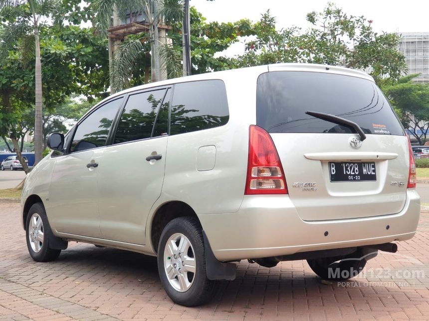 Jual Mobil Toyota Kijang Innova 2007 G 2.0 di Banten Manual MPV Silver ...
