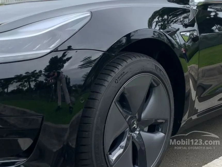 Jual Mobil Tesla Model 3 2020 Standard Range Plus di Banten Automatic ...