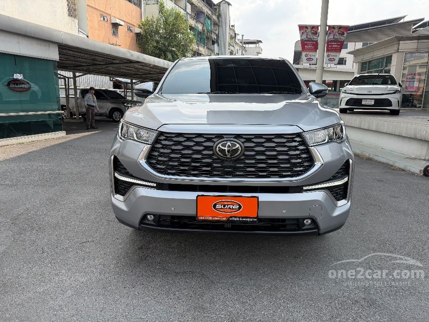 2024 Toyota INNOVA 2.0 (ปี 23-29) Zenix HEV Premium Wagon มือสอง One2car