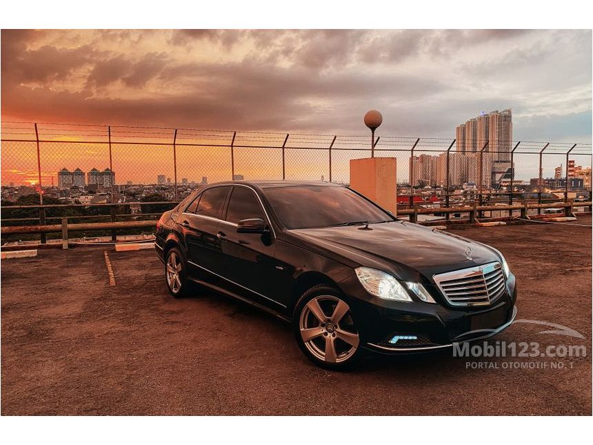 Jual Mobil Mercedes-Benz E250 2010 CGI 1.8 di DKI Jakarta Automatic Sedan Hitam Rp 295.000.000 ...