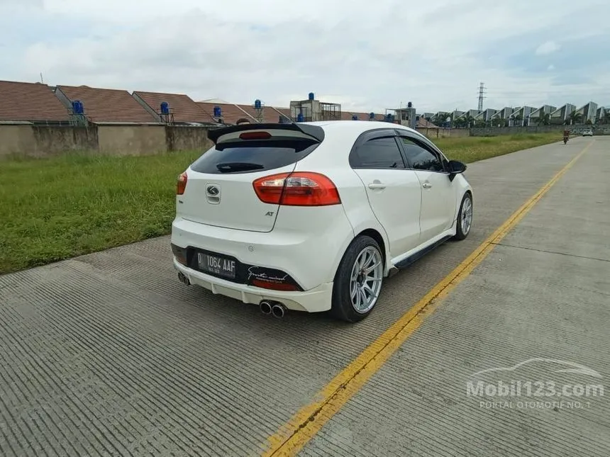 Jual Mobil KIA Rio 2013 1.4 di Jawa Barat Automatic Hatchback Putih Rp ...