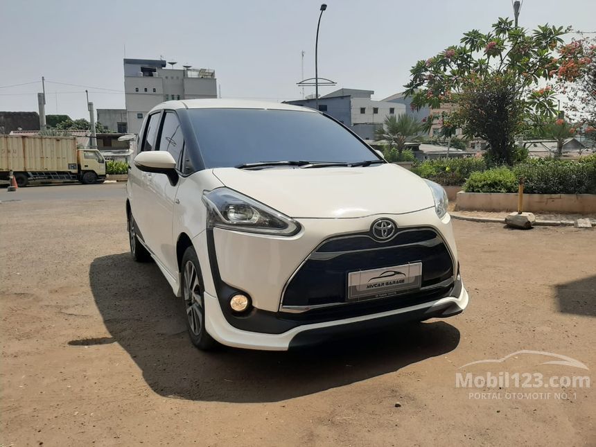 Jual Mobil Toyota Sienta 2017 Q 1.5 di DKI Jakarta Automatic MPV Putih ...